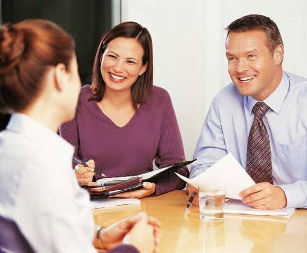 How to Make an Impression After a Job Interview
